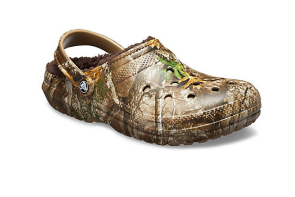 Crocs Classic Realtree EDGE Line Clog | Outdoor Wire